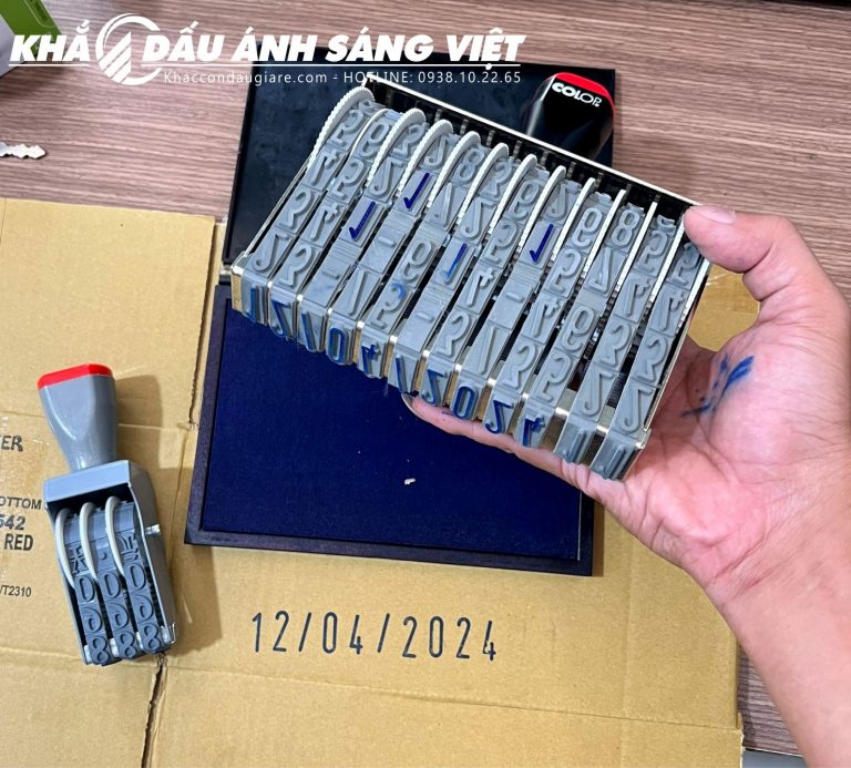 Con Dấu Mộc Số Nhảy Tự Động - Khắc Dấu Ánh Sáng Việt